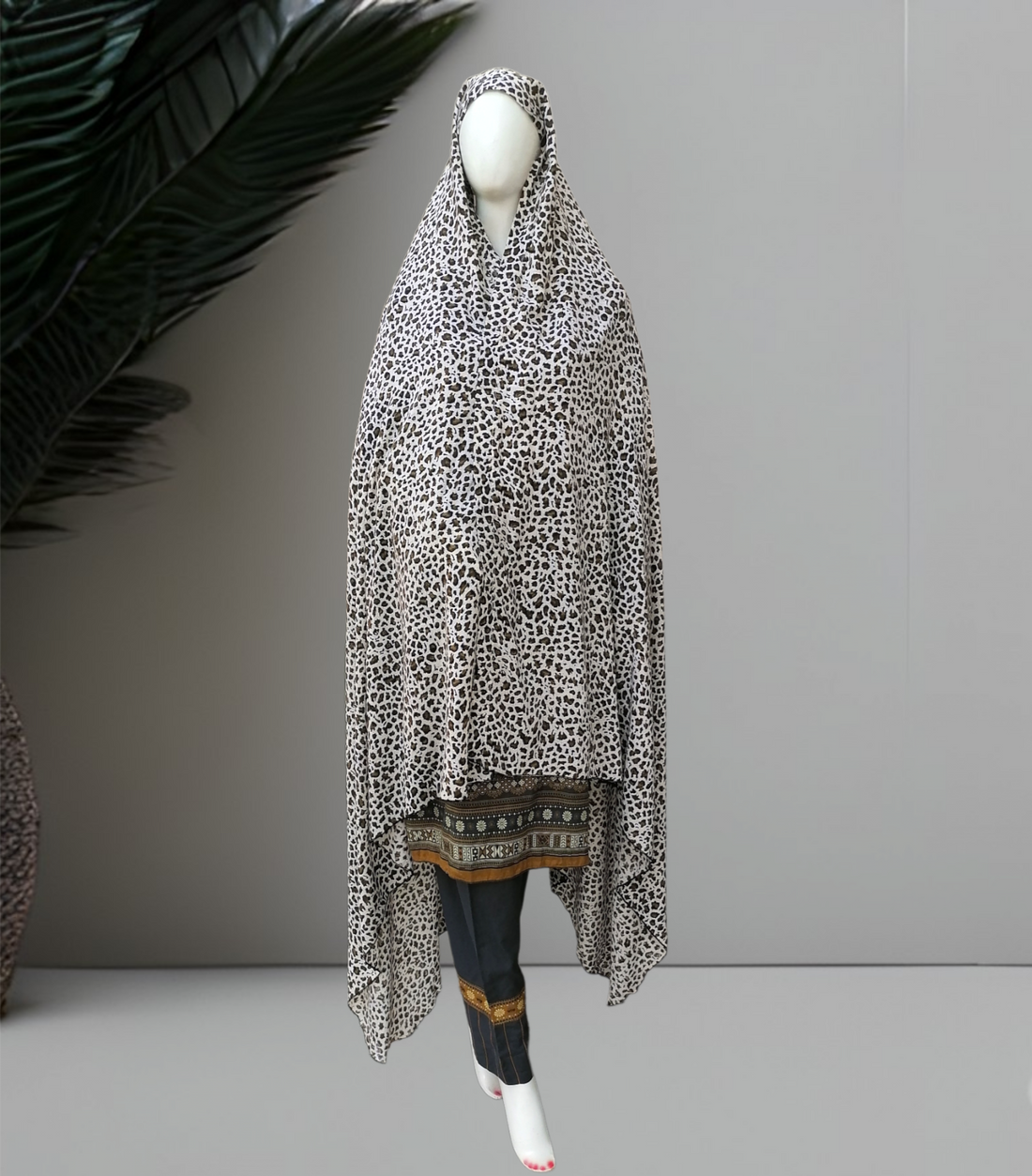 Irani Chadar For Namaz (Dupatta) - Malai Lawn 2024 | Cheetah